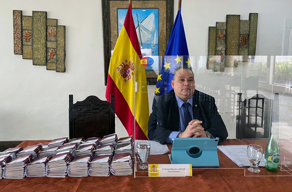 El cónsul honorario de España en Anzoátegui, Richard Barreiro, hizo ...